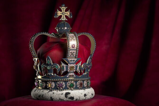 Exclusive Beefeater Meet & Greet at the Tower of London - The Sum Up