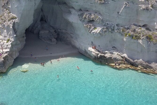 Exclusive boat tour in Tropea. Just you and your family - 4 hours - Discovering Tropeas Coast: An Honest Breakdown