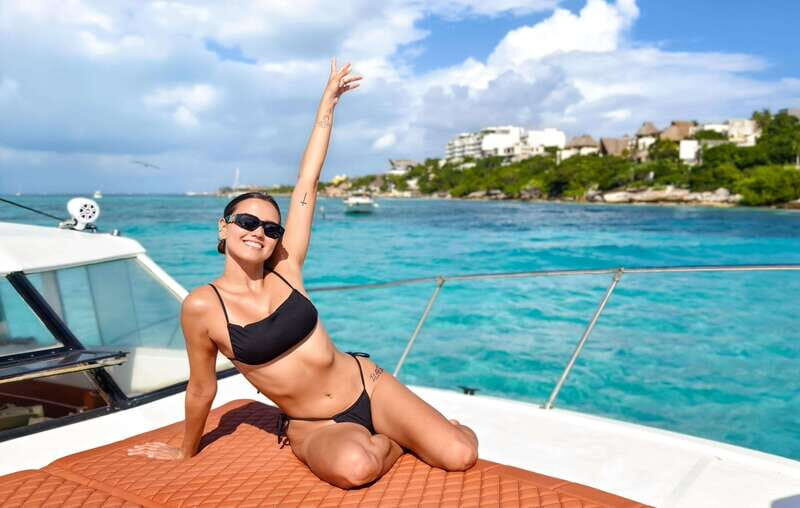 Exclusive Isla Mujeres and Cancun Private Yacht Tour - Starting Point: Marina Bartolomé