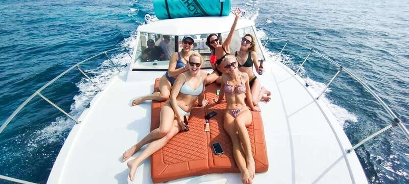 Exclusive Isla Mujeres and Cancun Private Yacht Tour - Isla Mujeres & Playa Norte