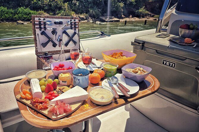 Exclusive Onboard Picnic in Ponta da Piedade (from Lagos) - Exploring the Itinerary: What to Expect