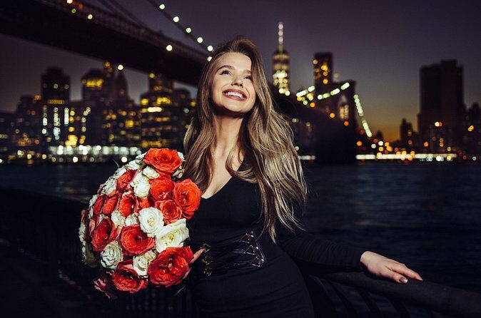 Exclusive Party Tour with Drinks in New York City - The Sum Up