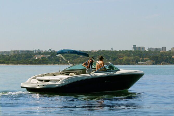 Exclusive & Private Boat Tour: Lisbon Highlights from the River - Key Points