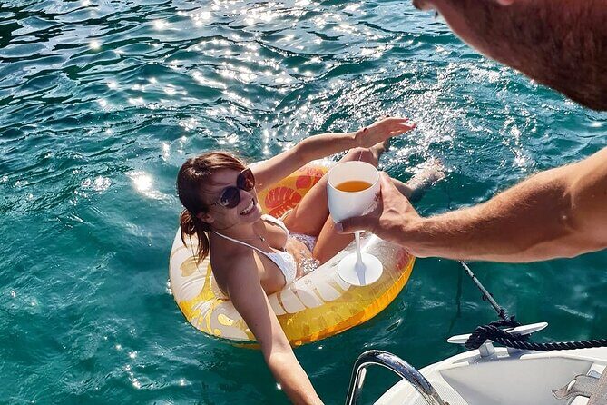 Exclusive private full day boat tour from Dubrovnik & Free drinks - Who Should Consider This Tour?