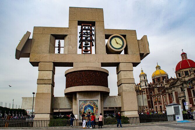 EXCLUSIVE TOUR Basilica of Guadeloupe  small groups - An In-Depth Look at the Basilica of Guadalupe Tour
