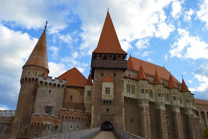 Exclusive Tour: Corvin Castle, Alba Iulia and traditional villages from Sibiu - Physical Considerations and Practical Tips