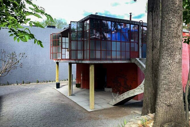 EXCLUSIVE TOUR Frida Kahlo-Diego Rivera Studio House small groups - Critical Considerations  