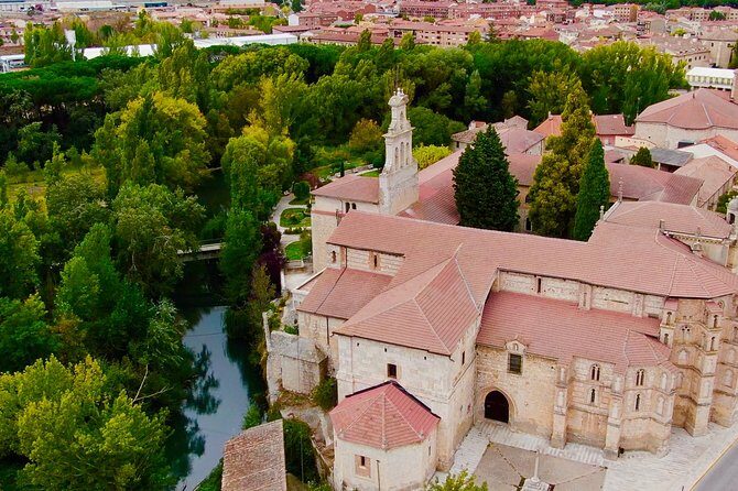 Exclusive tour: Ribera del Duero "like a native", with lamb in a wood oven - Itinerary Breakdown: What to Expect at Each Stop