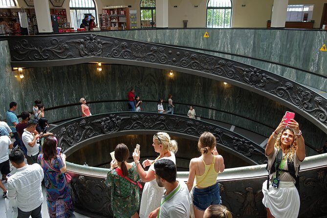 Exclusive Vatican Museum, Sistine Chapel, Underground Catacombs Tour and Tickets - Detailed Breakdown of the Itinerary