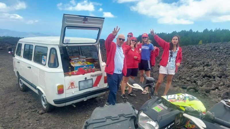 Excursion etna in FIAT CROSS 4X4 scarpe e giacche gratis - The Sum Up