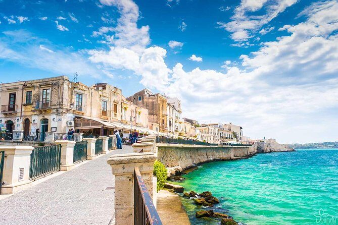 Excursion HALF DAY- Syracuse Greek Theatre and the island of Ortigia. - FAQs