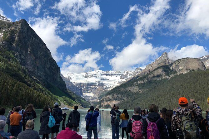 Experience Banff & Lake Louise | Moraine - PRIVATE DAY TOUR - Authentic Experiences & Genuine Reviews