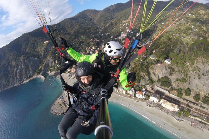 Experience Excitement With Paramator or paragliding. - Key Points
