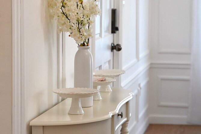 Experience Painting and Wine in Cancun - Practical Details and Tips