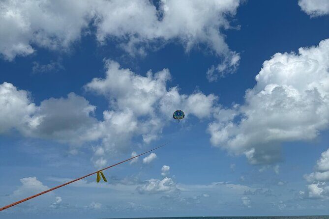 Experience Parasailing in Sarasota - What to Expect from the Sarasota Parasailing Tour