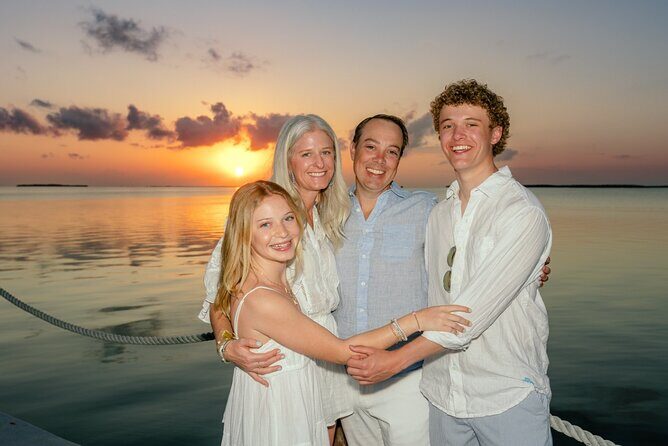 Experience Private Family photoshoot on Newport Beach - What to Expect from the Newport Beach Family Photoshoot