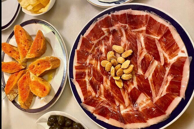Experience Private Tapas and Wine Tour in Madrid - Detailed Breakdown of the Tour Experience