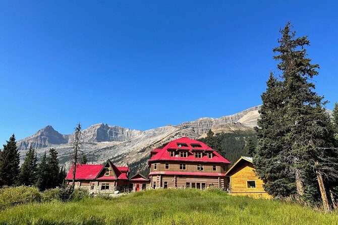 Experience the Columbia Icefield: Private Tour from Calgary - The Itinerary: What to Expect at Each Stop