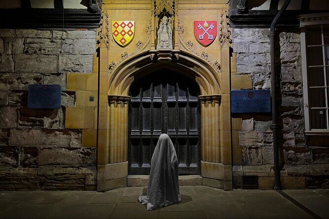 Experience the Eerie History of York - Who Would Love This Tour?