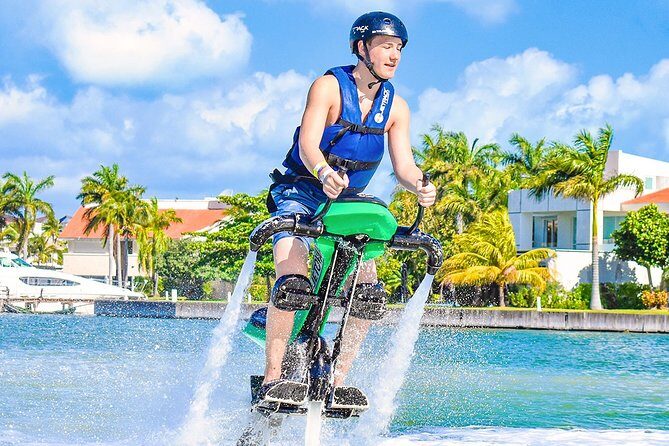 Experience the JETOVATOR water activity in CANCUN. Equipment included - The Experience’s Value