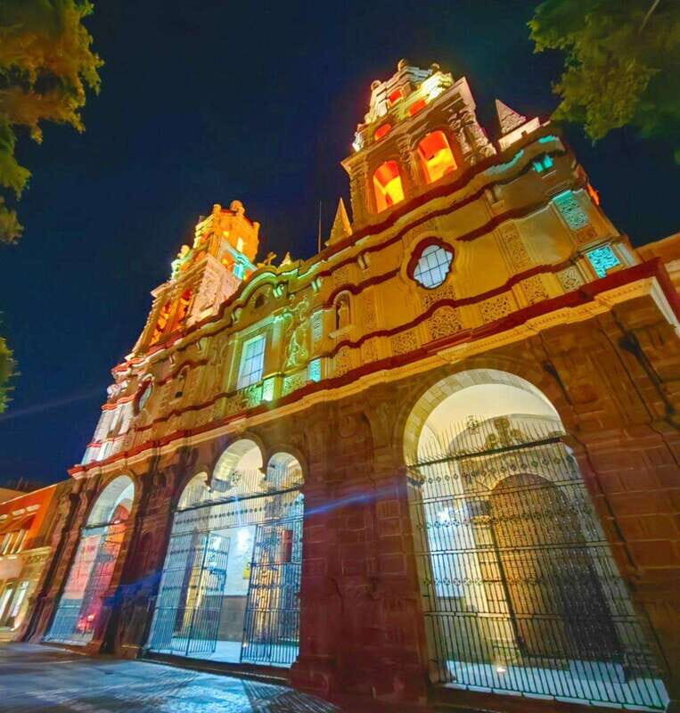 Experience the nighttime magic of Puebla with stories - Exploring Puebla After Dark: A Closer Look