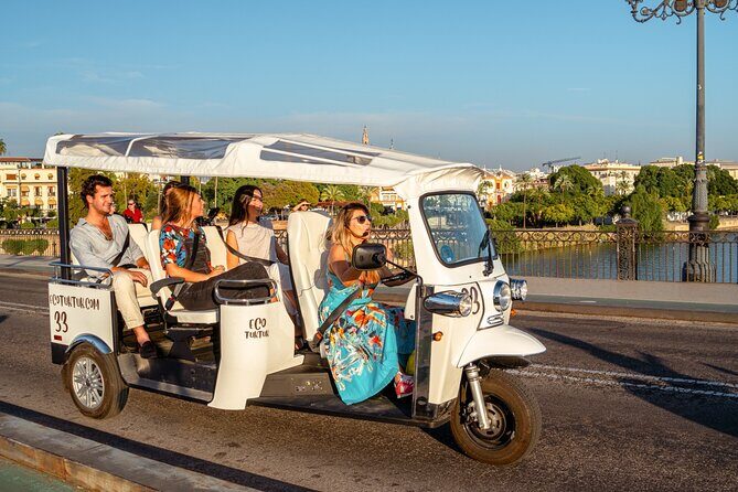 Expert Tour of Seville in Private Eco Tuk Tuk - The Guides: Knowledgeable and Friendly