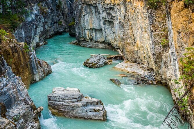 Explore 3 National Parks - Exclusive Small Group Tour - FAQ