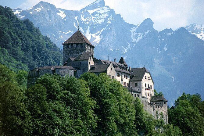 Explore 4 Countries in a Day: Liechtenstein,Austria,Swiss&Germany - Exploring Four Countries in a Day: Liechtenstein, Austria, Switzerland & Germany