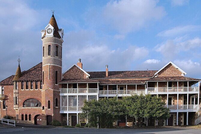 Explore Albany: Self-Guided Audio Tour - FAQs