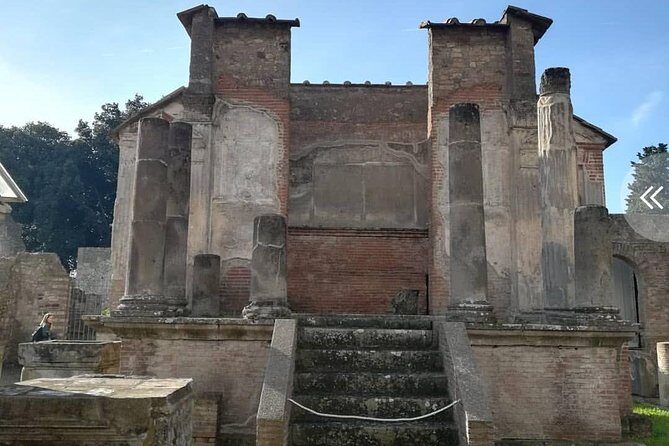 Explore and Experience Pompeii - Detailed Review of the Tour Experience