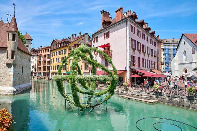 Explore Annecy in 60 minutes with a Local - An In-Depth Look at the Tour Itinerary