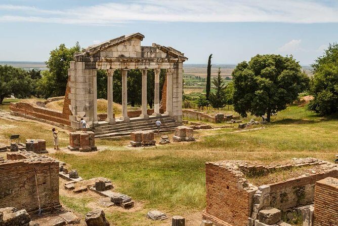 Explore Berat(UNESCO) and Apollonia from Tirana/Durres - Key Points
