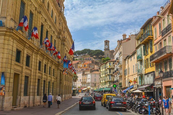 Explore Cannes in 60 minutes with a Local - Exploring Cannes in 60 Minutes with a Local: A Genuine Snapshot of the French Riviera
