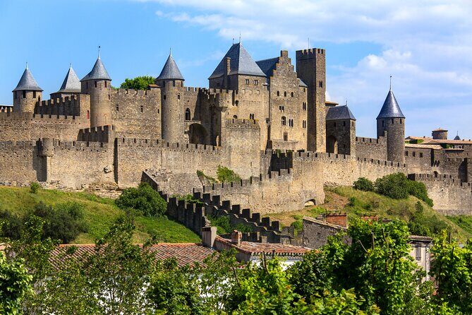 Explore Carcassonne in 60 minutes with a Local - Key Points