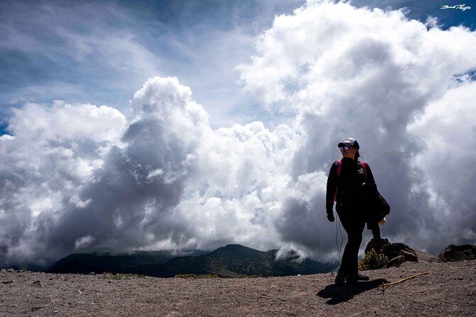 Explore El Paso de Cortes with a professional photographer - FAQ