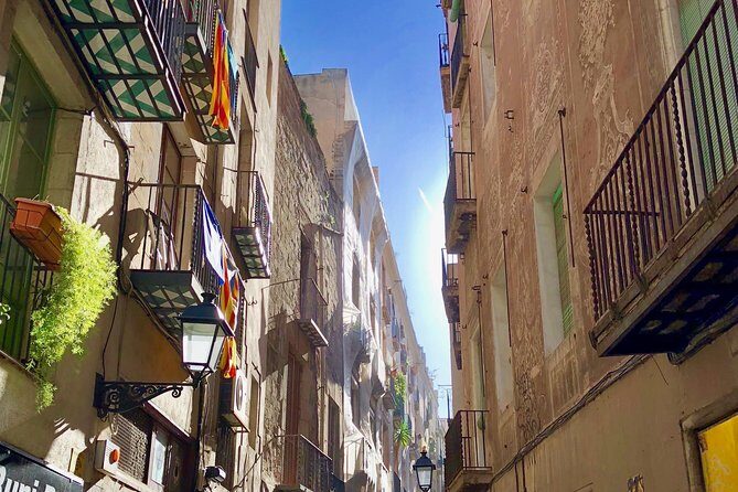 Explore hidden streets of Barcelona with a local - FAQs