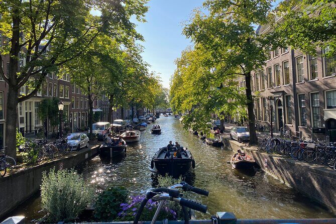 Explore hidden streets with friends - Private Tour - The Value of a Private, Guided Walk