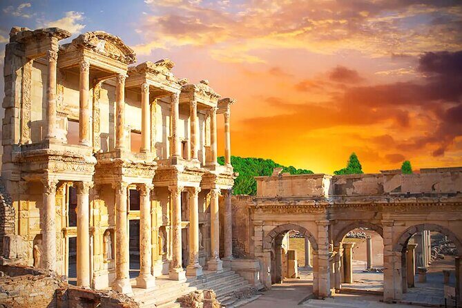 Explore history with Ephesus tour and relax with Turkish Bath! - The Itinerary in Detail: What to Expect