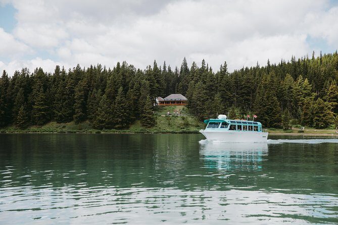 Explore Jasper Tour with Maligne Lake Cruise - FAQ