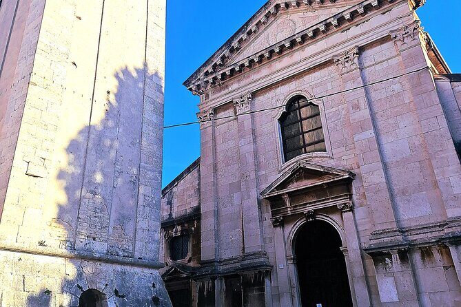 Explore layers of Pula's History in German or English - Who Will Enjoy This Tour?