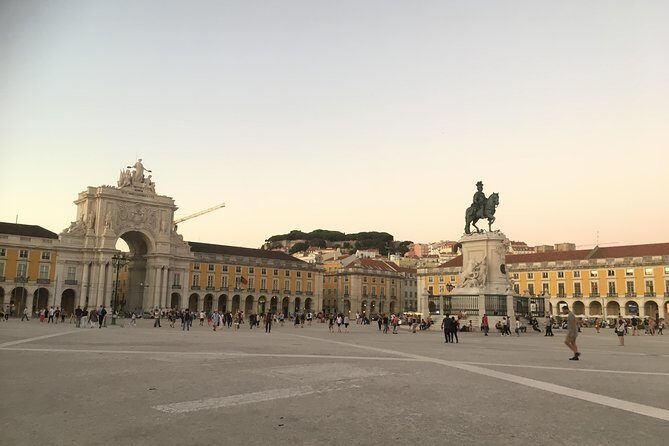 Explore Lisbon by Tuk Tuk: History and Viewpoints - The Practical Side: Logistics and Booking