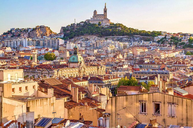 Explore Marseille in 90 minutes with a Local - An in-depth look at what this Marseille tour offers