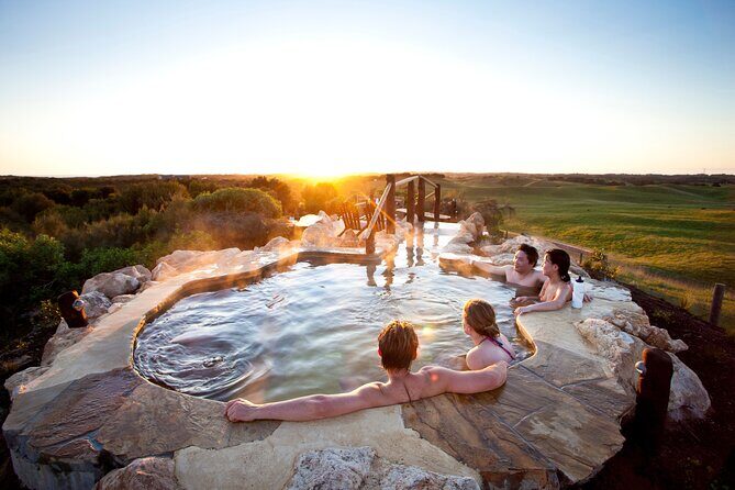 Explore Mornington Wildlife Wine and Hot Springs - Key Points