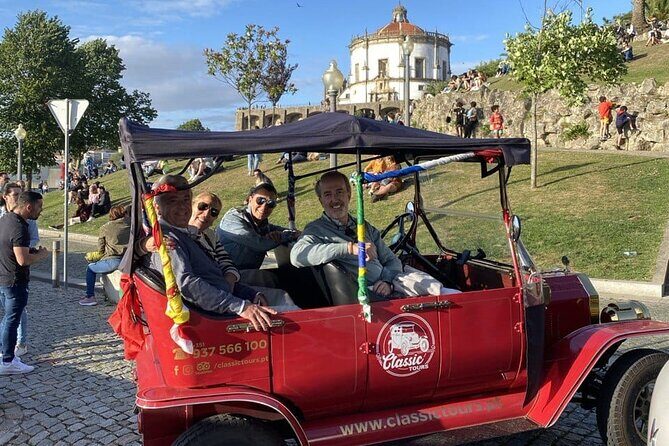 Explore Porto Aboard A Classic Tuk-Tuk tour 1h - Key Points