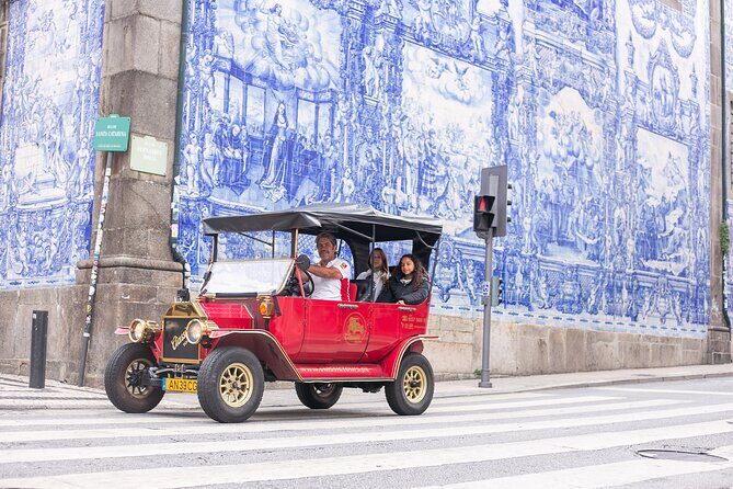 Explore Porto Aboard A Classic Tuk-Tuk tour 1h - Why a Tuk-Tuk Tour Is a Fantastic Way to See Porto