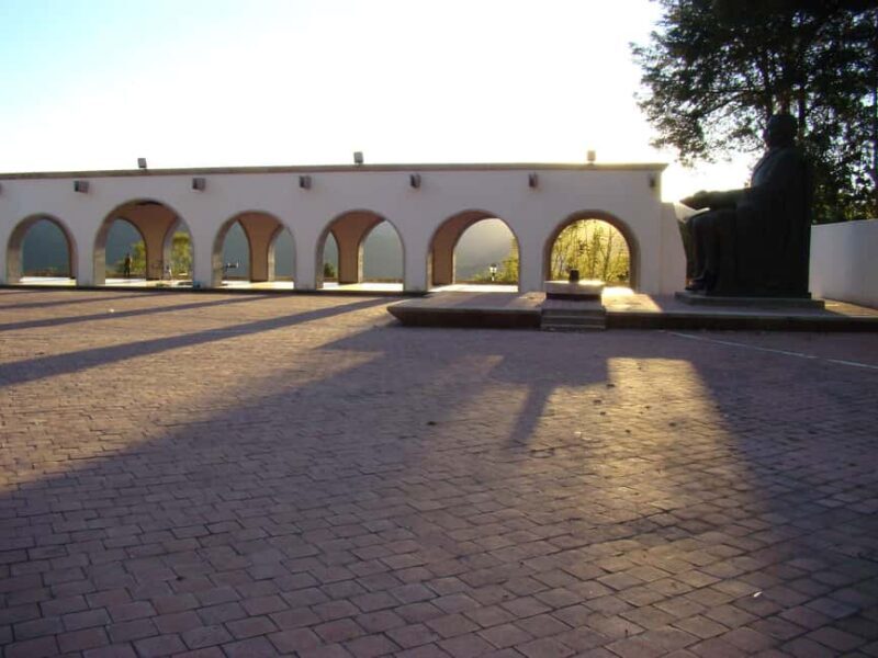 Explore Sierra Norte: Culture, Nature, and Craftsmanship. - Who is This Tour Best Suited For?