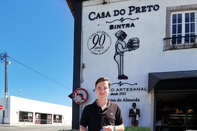 Explore Sintra All Palaces, Stunning Cascais Tour hop on hop off - FAQ