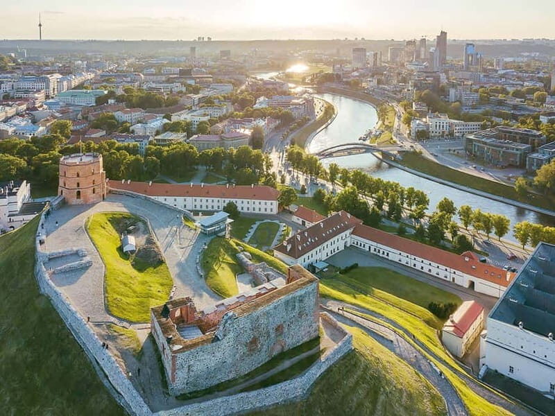 Explore the Baltics: Riga - Vilnius / Vilnius - Riga Daytrip - FAQs