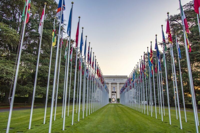 Explore the best guided intro tour of Geneva with a Local - FAQ