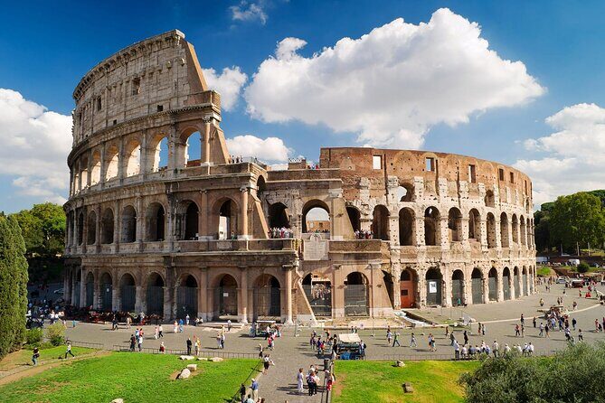 Explore the Best Highlights of Rome by Golf Car - Private Tour - Stop 1: The Colosseum